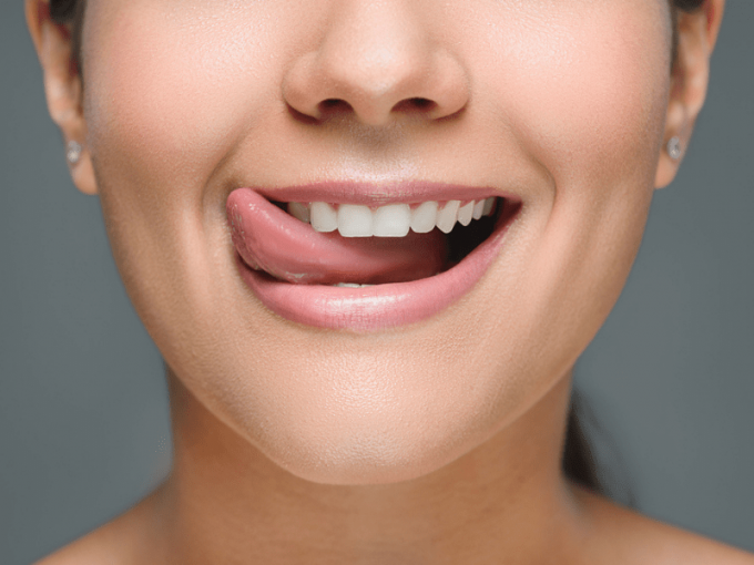 Candida orale: sintomi, immagini, cura e come si contagia