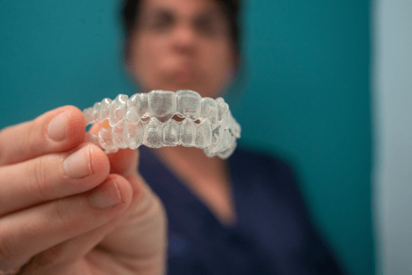 Invisalign Go: ⏩ ortodonzia invisibile per i casi meno complessi;